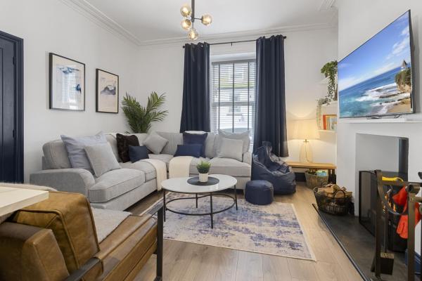 Harbour Townhouse Designer Home By The Sea - Totnes