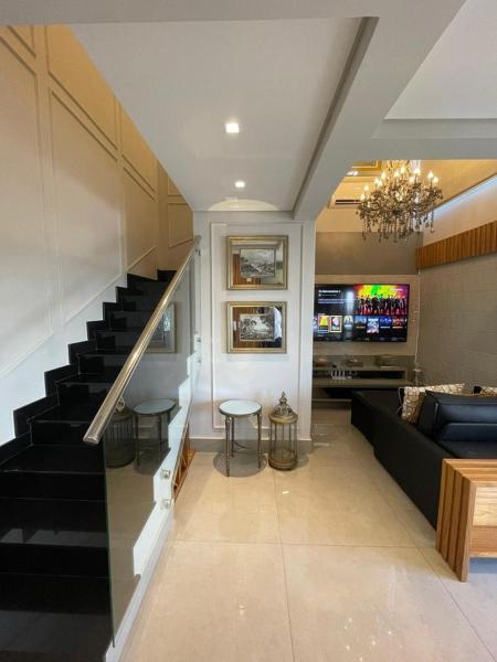 Luxury Duplex Jacuzzi Privada E Móveis Assinados - Campo Grande