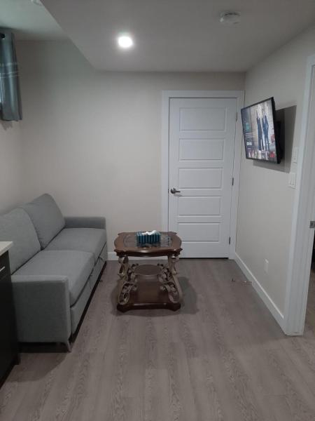 Pineorange Home - Saskatoon