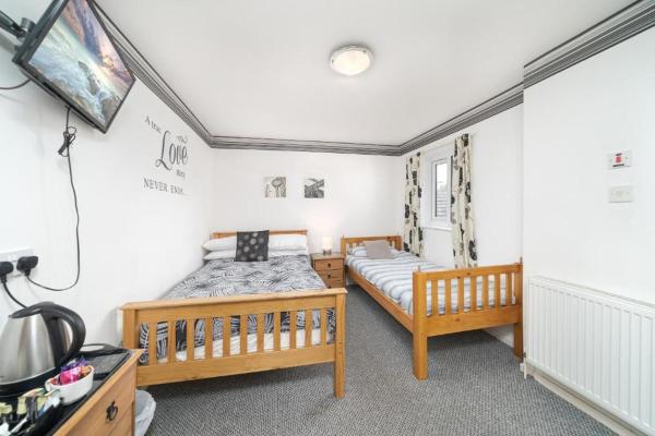 Deneside Guest House - Lytham St Annes