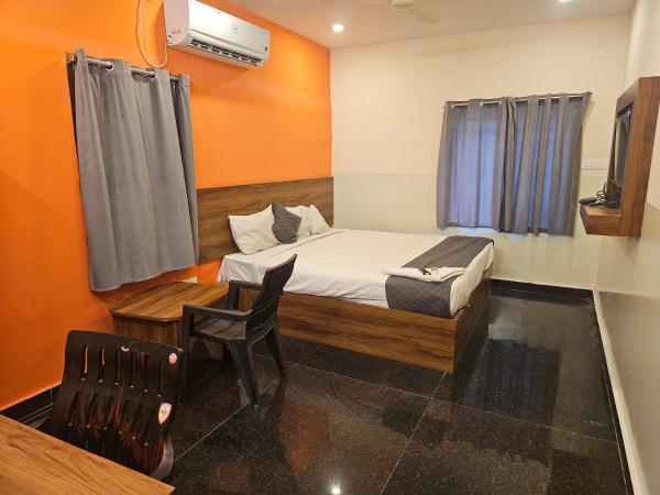 Hotel Simra Relax Inn - Hyderabad