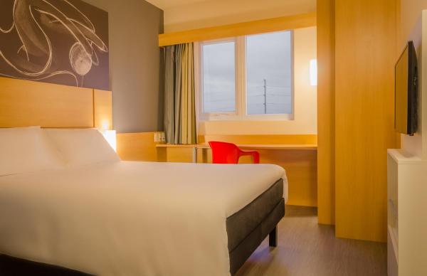 Ibis Porto Alegre Assis Brasil - Canoas