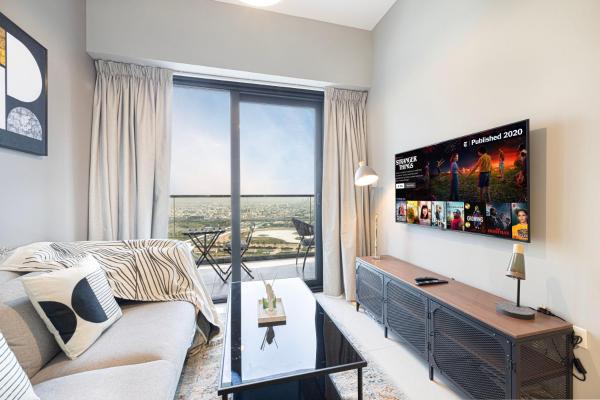 Modern 1br With Canal View - Zada Tower, Business Bay - Émirats arabes unis