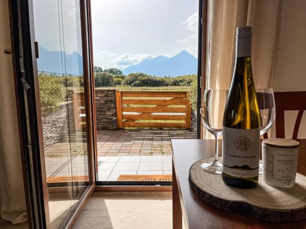 Tri ŠTíty Apartment With Tatra View Terrace - Poprad