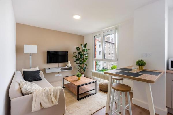 Le Chaleureux, Appartement Fraîchement Rénové - Nancy