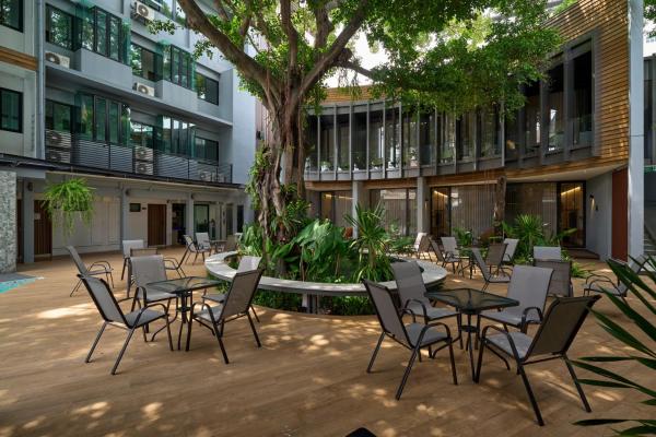 Red Door Samsen Hotel, Bangkok - Bang Yai