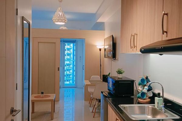 1br Condotel With Balcony At Sm Light Residences #Lt04 - Taguig