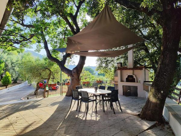 Charming House Between Sant'agostino And Sperlonga, Garden - Itri