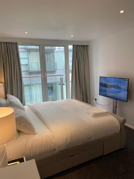 Modern Luxury 2 Bedroom Apartment In London Excel - Woolwich