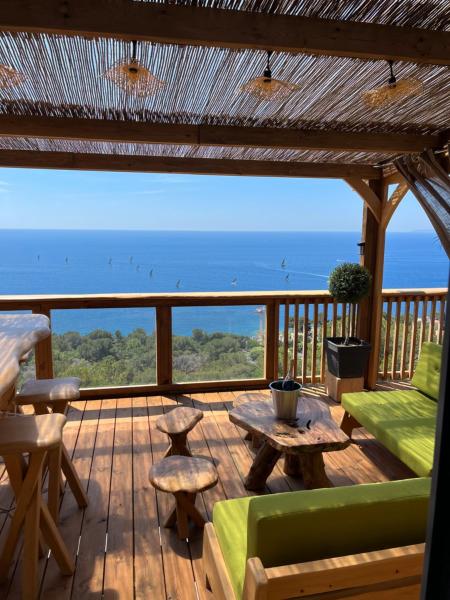 View And Dream - Agay