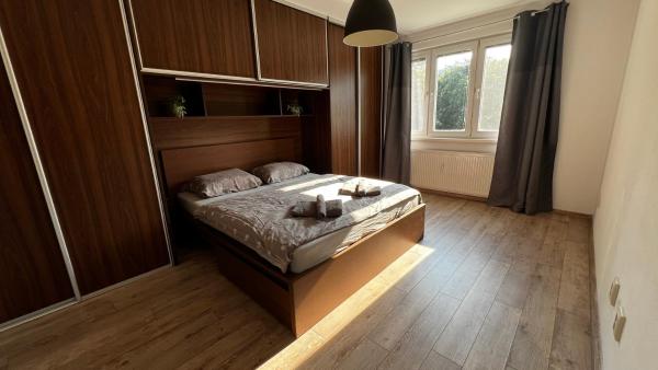 Industrial Apartment I 24hr Self Check-in I Free Parking & Coffee - Sliač