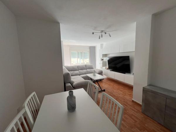 Habitación Privada Con Baño En Apartamento Moderno - Cadix