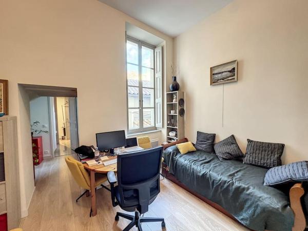 Appartement Im T2 Ds Hôtel Particulier Proche Palais Des Papes - Villeneuve-lès-Avignon