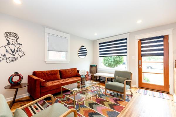 Casa Azul - Boutique 3br Ranch With Hot Tub & King Beds - Nashville, IN