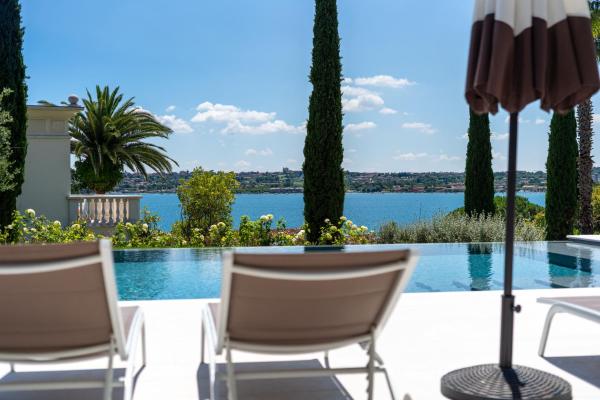 Villa Silvia Apartments - Lombardy