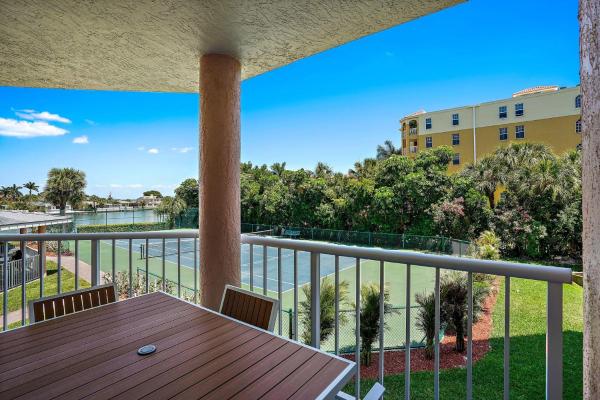 Sunrise Resort 210 - St. Pete Beach, FL