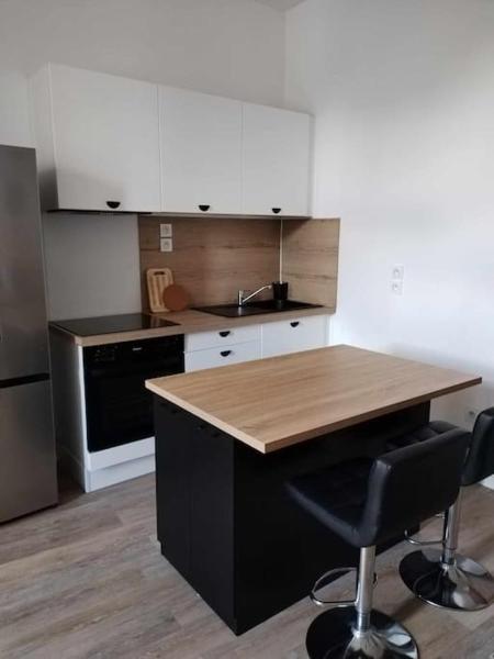 Large 40m2 Prox Lille-métro-tram - Kortrijk