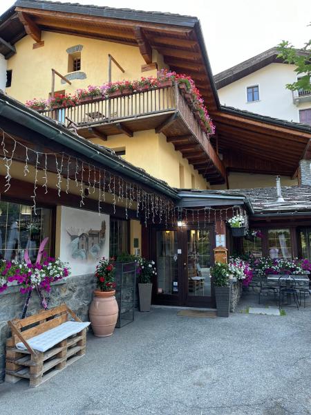 Hotel Coeur Du Village - La Thuile