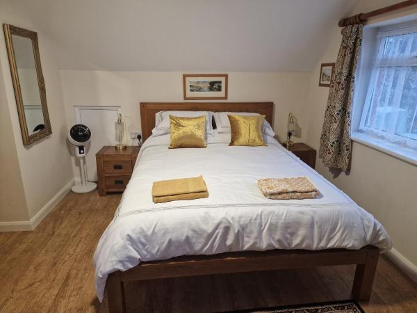 Woodvale Bungalow - Solva