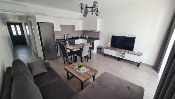 New Luxury Garden Apartment Close To The Sea - Kirenia