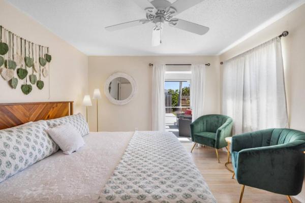 Summer Vacation 10 Mins To Beaches Private Heated Pool King Beds - Venice, FL