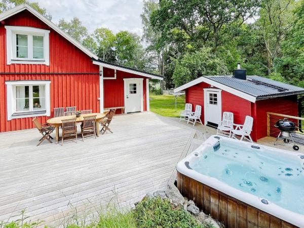 Holiday Home Bro Iv - Bro
