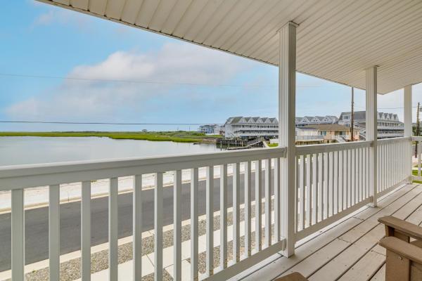 Waterfront Brigantine Home, Walk To Beach! - Long Beach Island, NJ