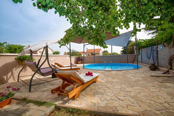 Pool Apartment Bakija 2 - Happy Rentals - Biograd na Moru