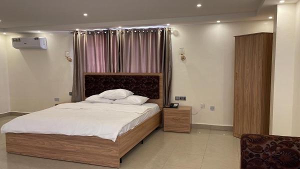 Tahir Guest Palace Suites - Kano
