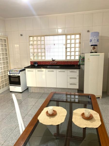 Casa Espaçosa Em Americana - Americana