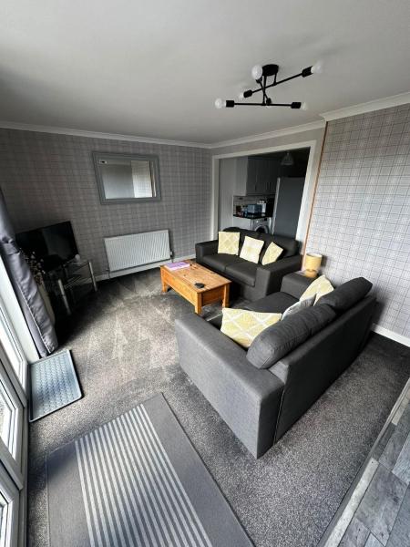 Self Catering Spacious 2 Bed Apartment With Sea Views - Gairloch