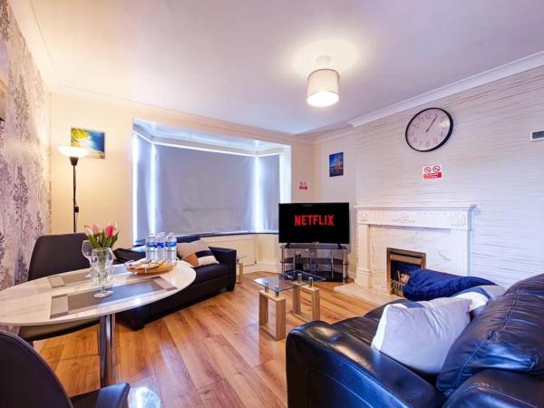 Cosy 2-bed Apartment With Free Parking & Ramp Access - Bolton