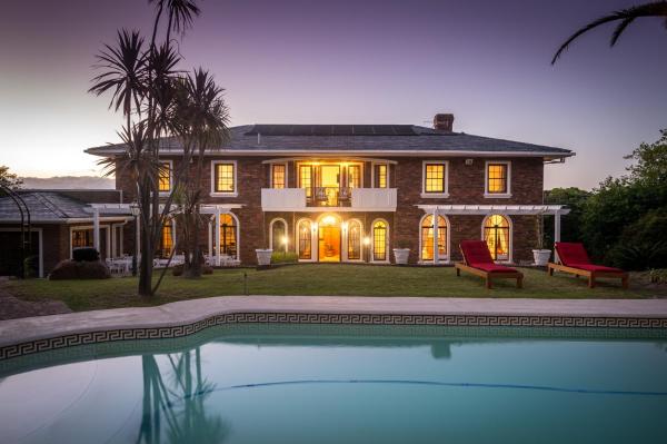 Boutique Villa Guesthouse - Somerset West