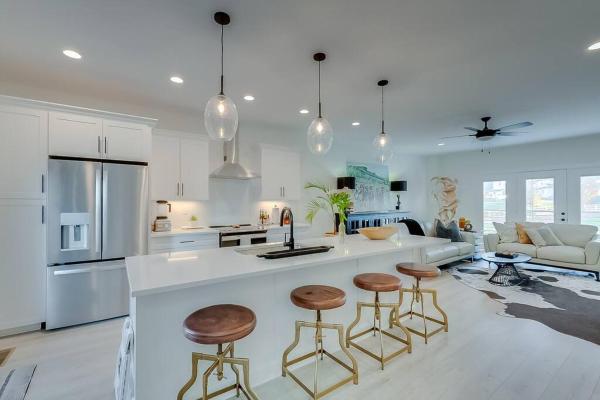 Luxurious 3 Br Distillery District Townhouse - Lexington, KY