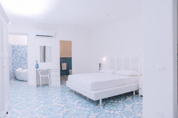 Omare Apartments - Forio