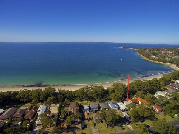 On Collingwood Beach By Book Jervis Bay - Upstairs Apartment - Hyams Beach