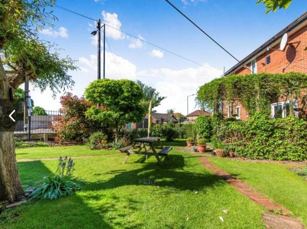 Spacious Luxurious Serviced Accommodation - Doncaster