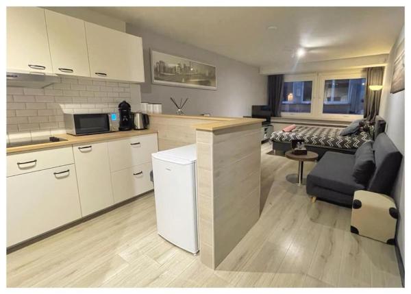 Entourage Christinastraat - Ostend