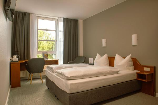Senscity Hotel Berlin Spandau - Berlin