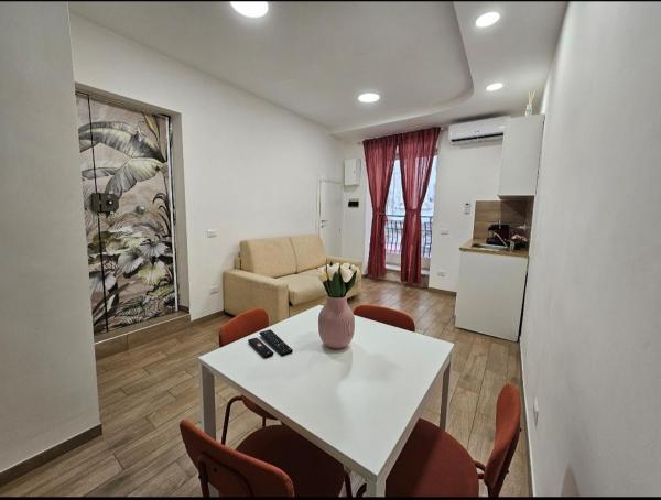 Donna Giulietta - Nápoles