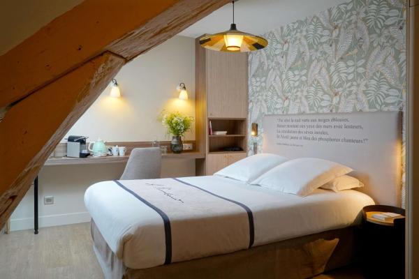 Hôtel Littéraire Arthur Rimbaud, Bw Signature Collection -