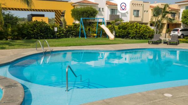 Tropical Getaway In Flamingos Near Beach - Cruz de Huanacaxtle