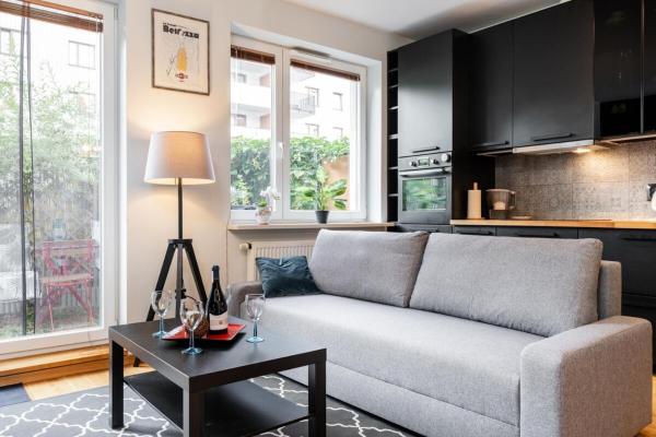Modern 70m Apartment With Private Garden Metro - Varšava