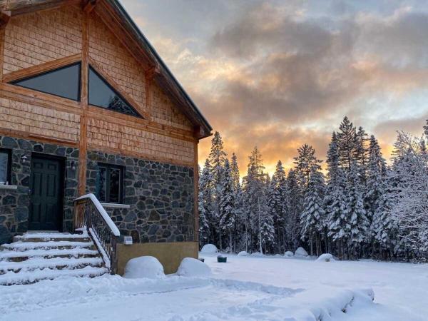 The Maoli Peaceful Retreat Hot Tub - Rawdon