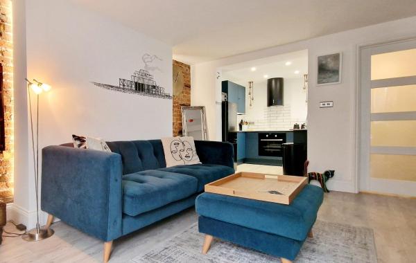 Molly Marine - Bespoke 2 Bedroom Courtyard Apartment - 1 Minute From Brighton Pier - Brighton