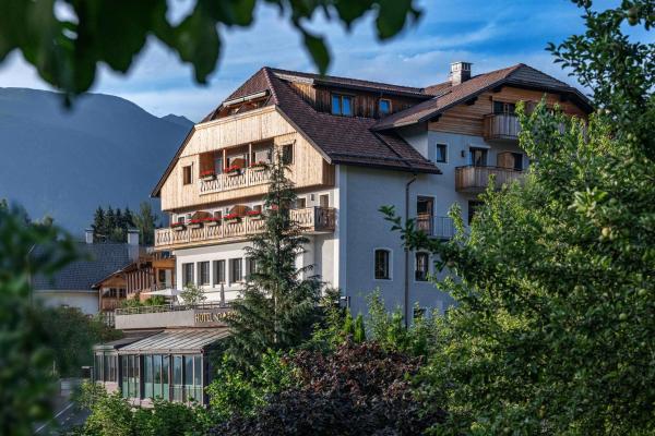 Hotel Post - Olangcard Included - San Vigilio di Marebbe
