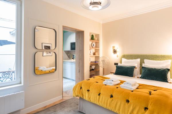 Charming Studio With Terrace - Near Montmartre - Paris