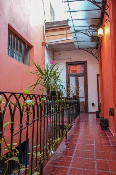 Viavia Buenos Aires Guesthouse - 부에노스아이레스