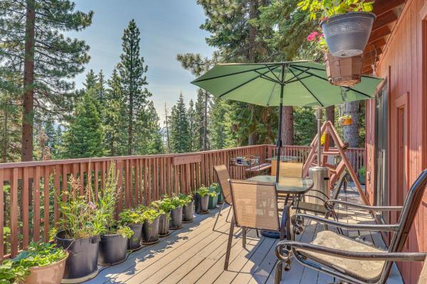 1 Mi To Beach Peaceful Tahoe Vista Home With Decks! - 太浩湖