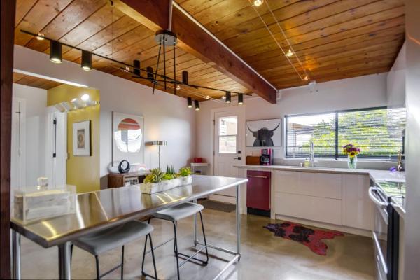 Avoyer One Bedroom Guesthouse - La Mesa - 스프링 밸리